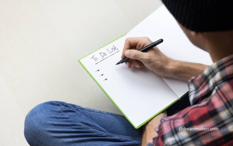 544 Unique Bucket List Ideas to Do Before You Die